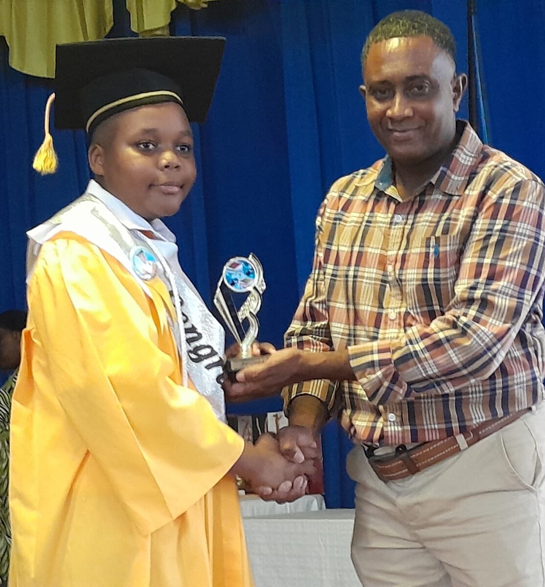 HILLCOVE HIGH ACHIEVERS PREP GRADS GIVEN SURVIVAL KIT FOR HIGH SCHOOL ...